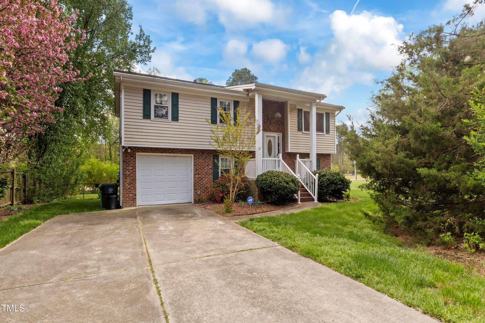 5901 Farm Gate Rd, Raleigh, NC 27606 - See Est. Value, Schools & More