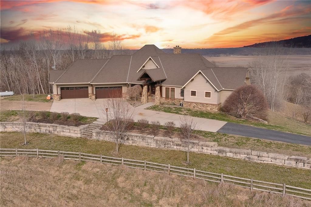 24066 Wolcott Dr, Kansas City, KS 66109 - See Est. Value, Schools & More