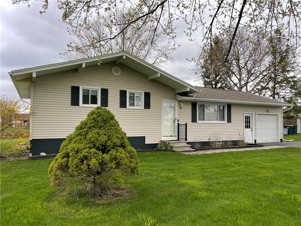 31 Campus Dr, Rochester, NY 14623 - See Est. Value, Schools & More