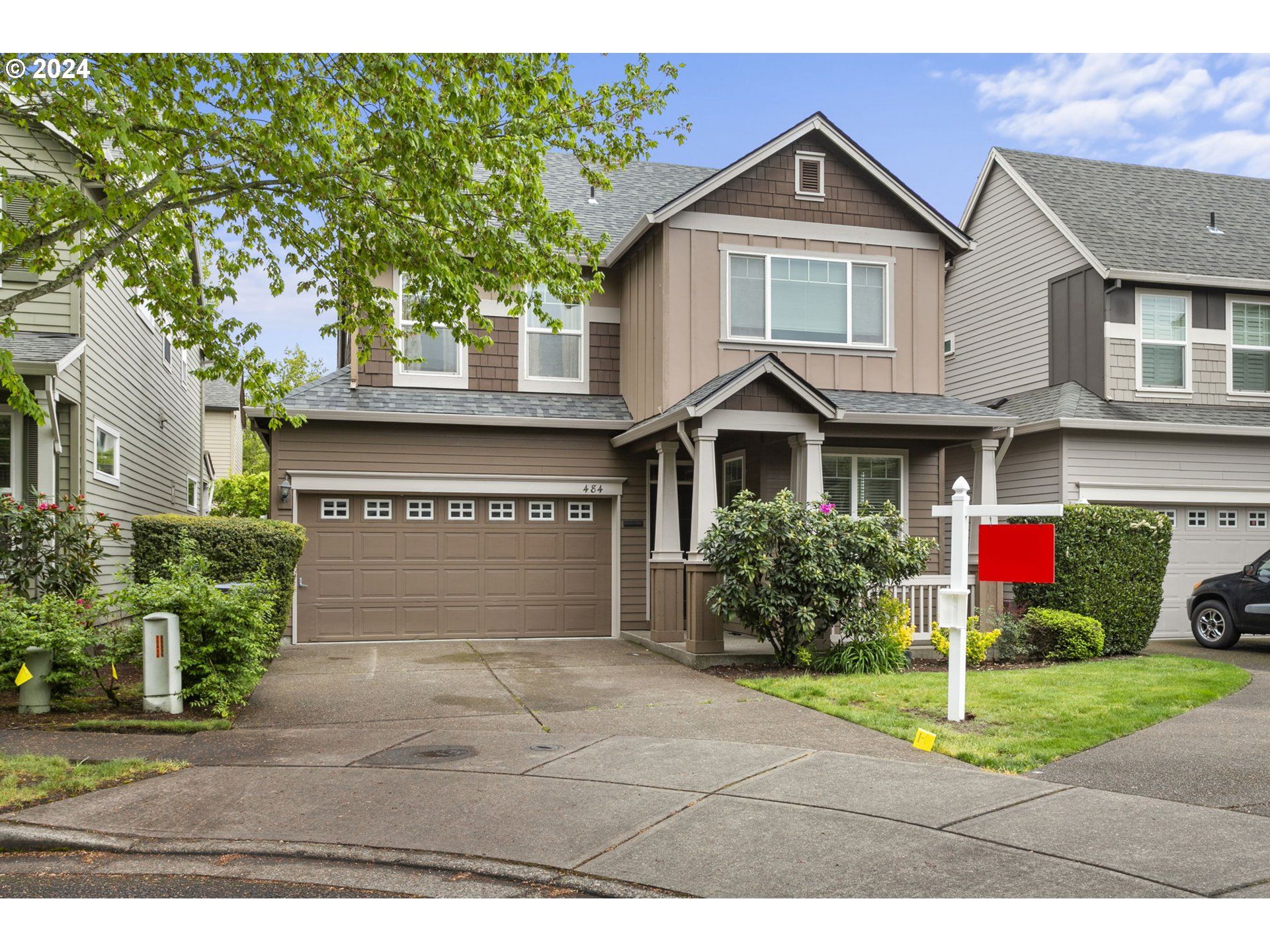 484 NE 63rd Way, Hillsboro, OR 97124 - See Est. Value, Schools & More