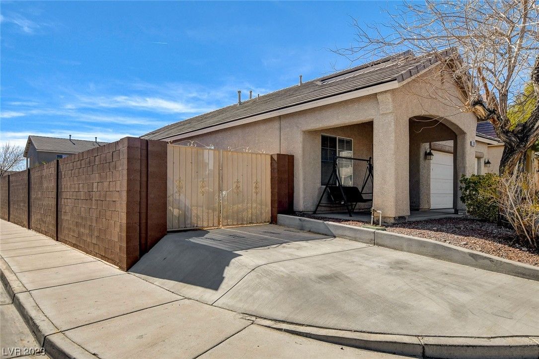 8101 Danaides Ct, Las Vegas, NV 89131 - See Est. Value, Schools & More