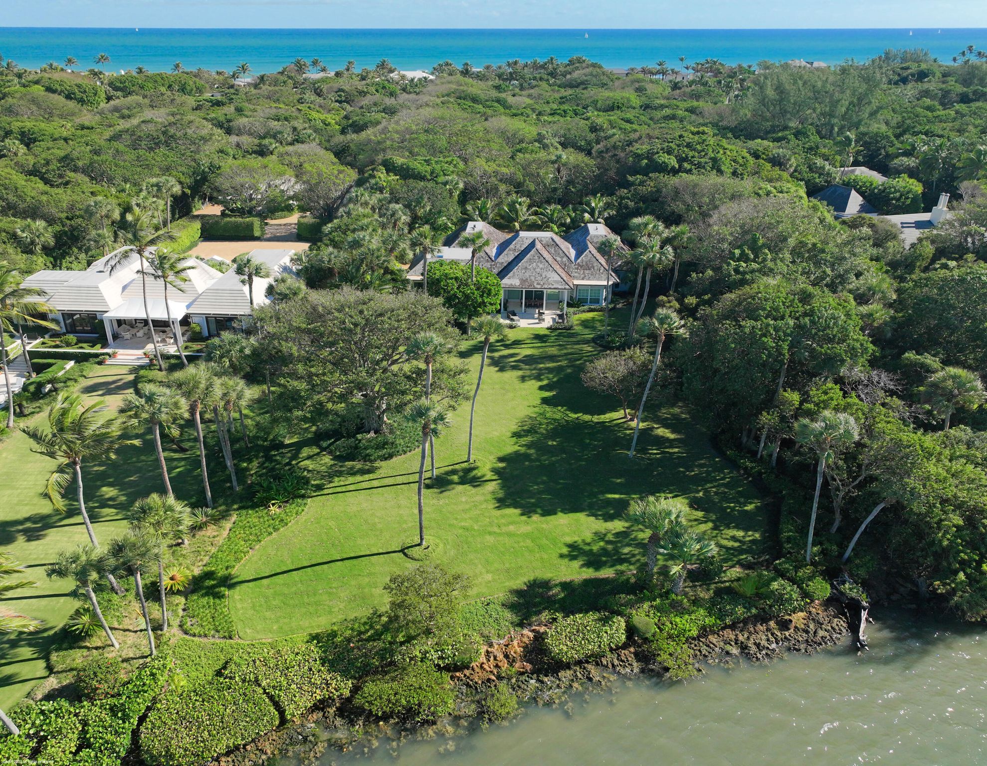 286 S Beach Road, Hobe Sound, FL 33455 - See Est. Value, Schools & More