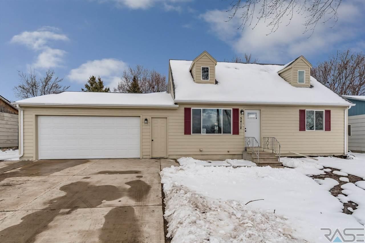 5412 S Holbrook Ave, Sioux Falls, SD 57106 - See Est. Value, Schools & More