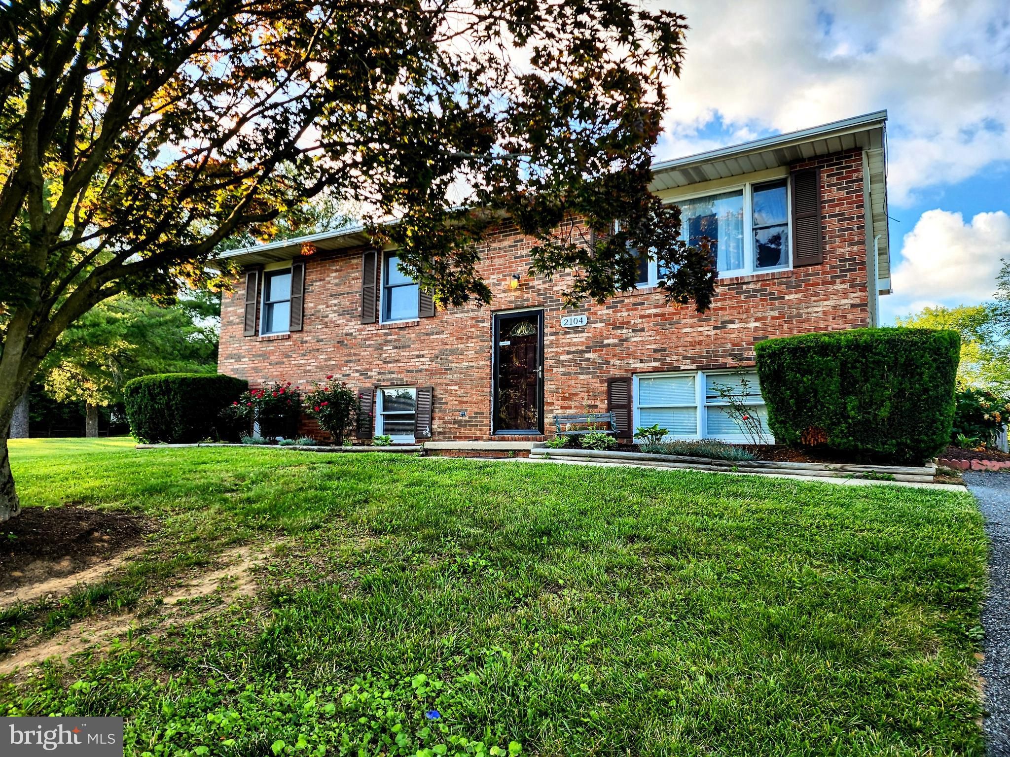 2104 Stillwater Ct, Sykesville, MD 21784 - See Est. Value, Schools & More