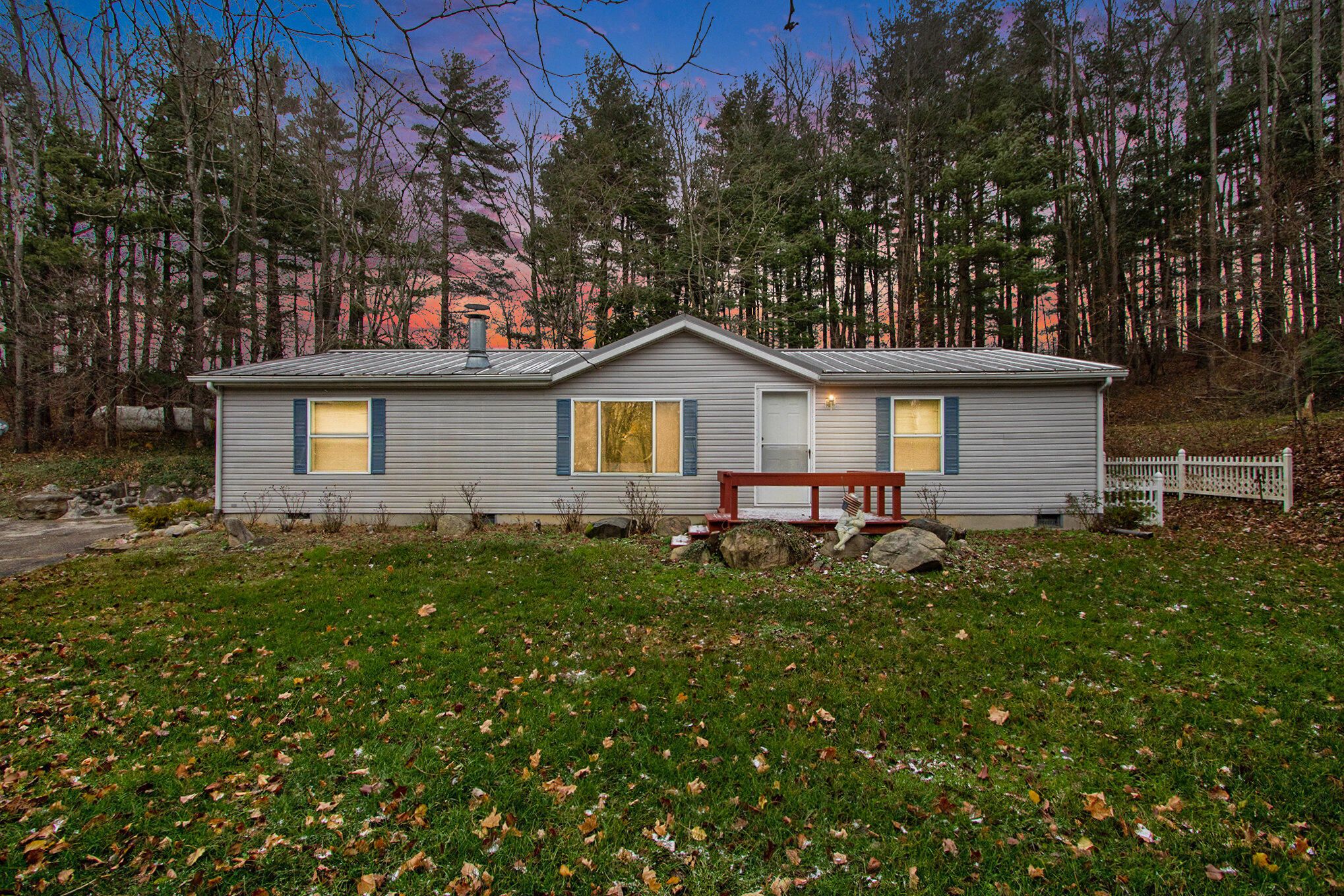 2431 US Highway 12, Galien, MI 49113 - See Est. Value, Schools & More