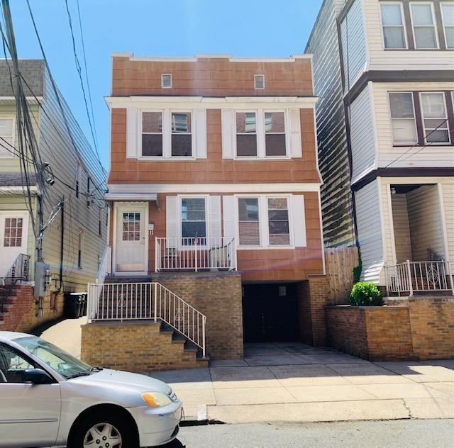 26 E 29th St, Bayonne, NJ 07002 - See Est. Value, Schools & More