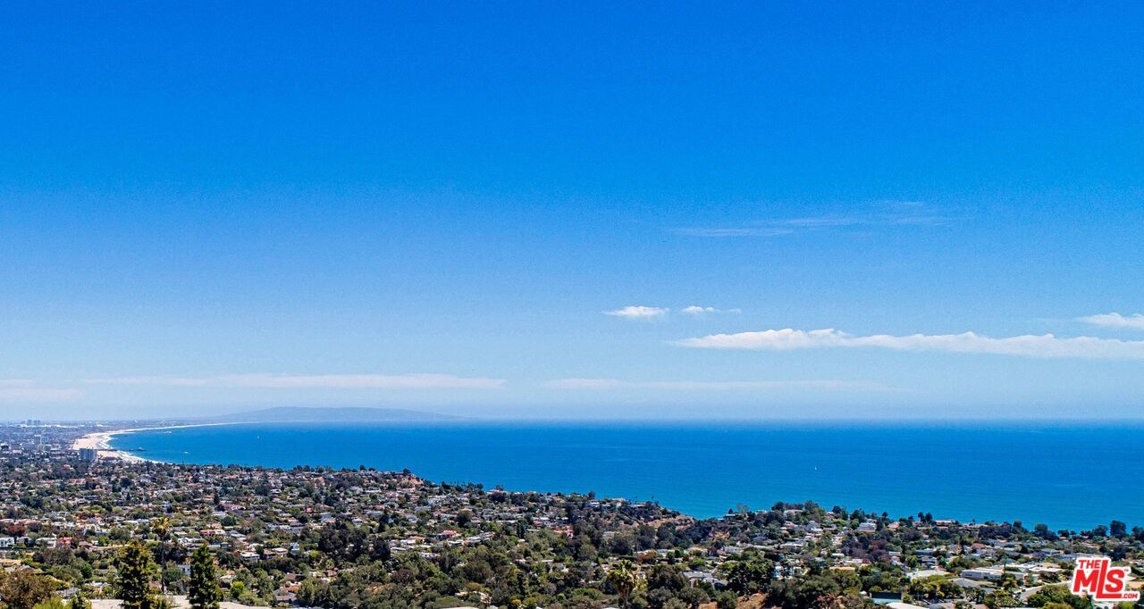 912 Lachman Ln, Pacific Palisades, CA 90272 - See Est. Value, Schools ...