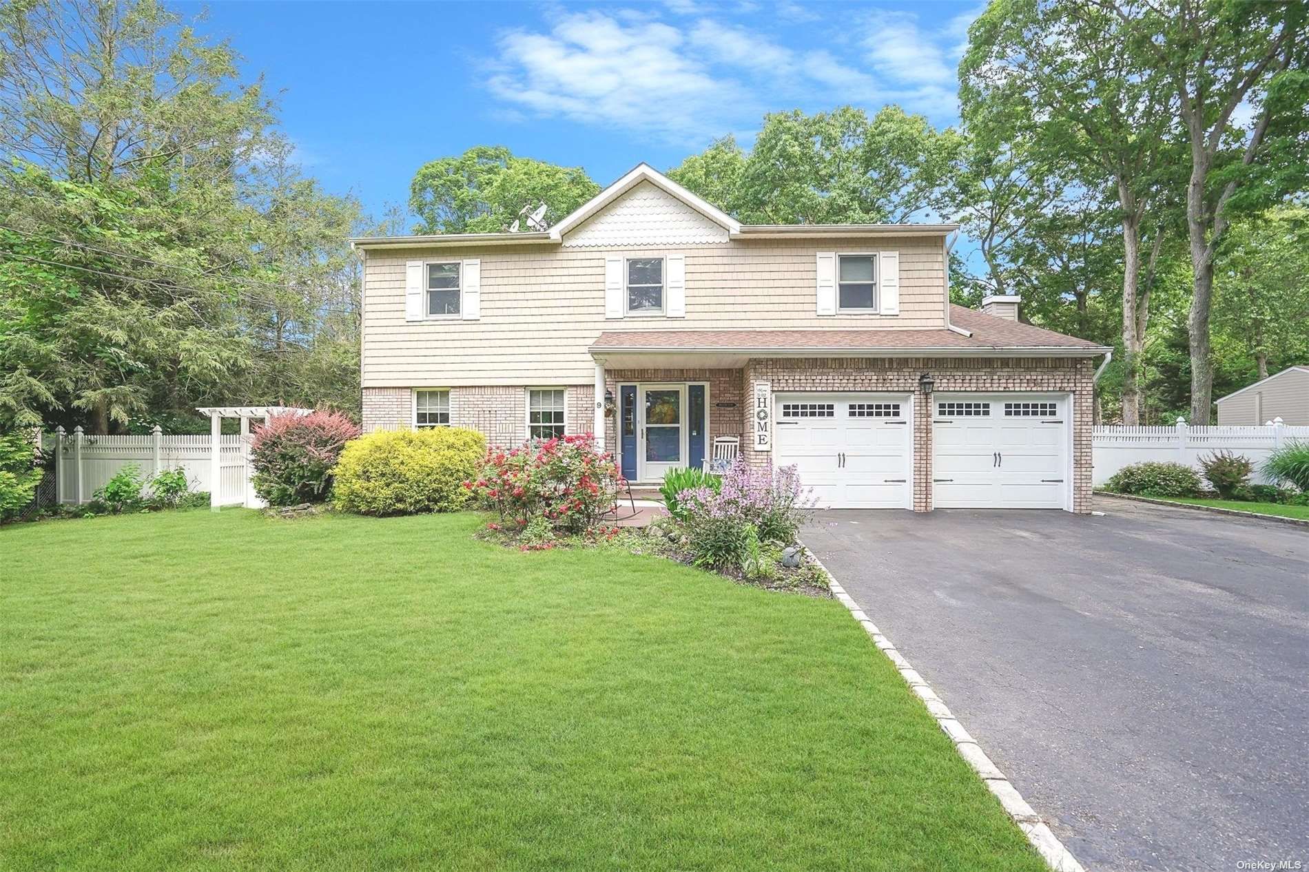 9 Charles Street, Centereach, NY 11720 | Trulia