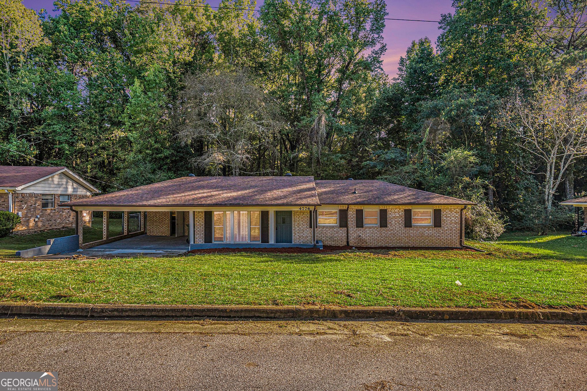 4776 Apache Trl SW, Atlanta, GA 30331 - See Est. Value, Schools & More