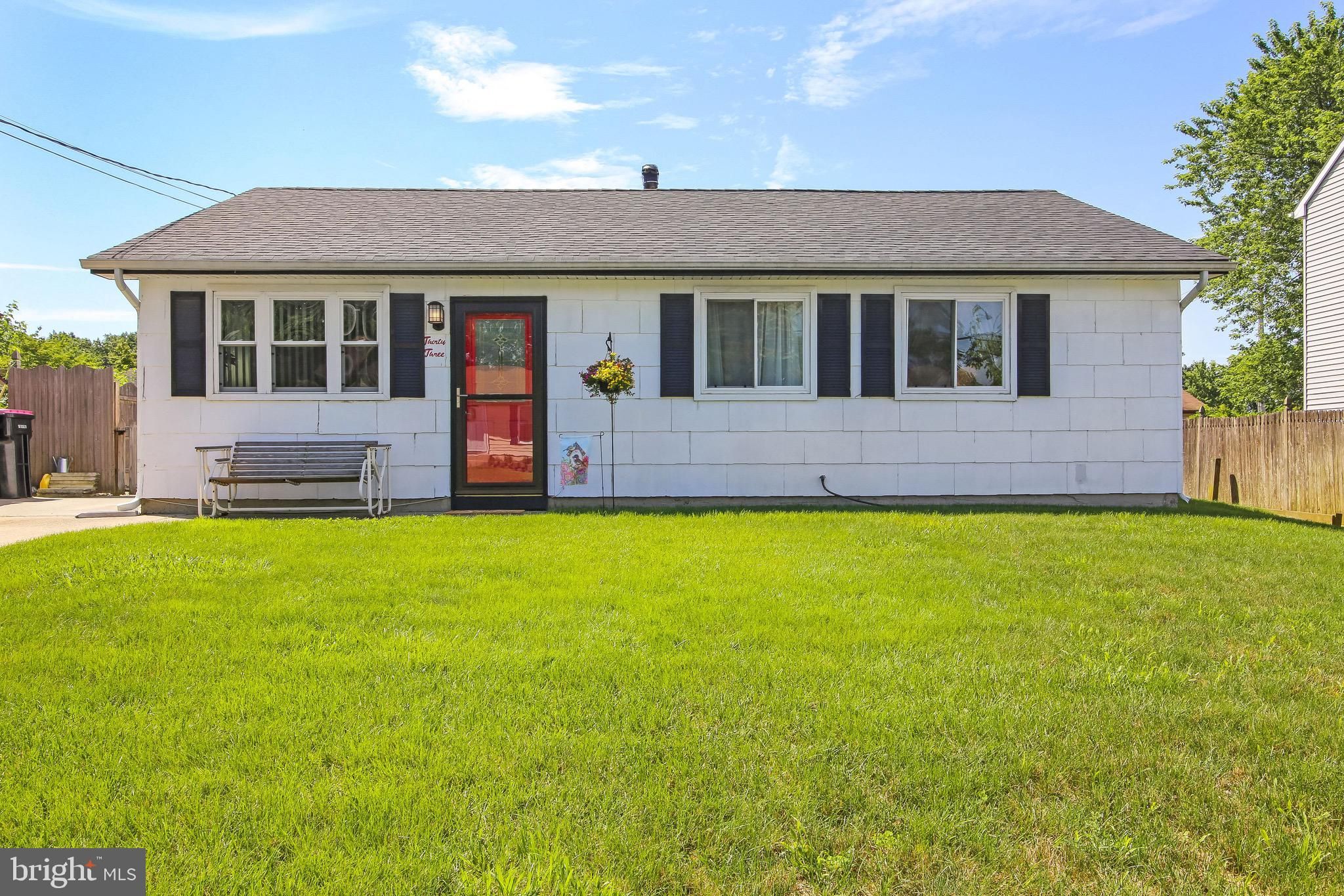 33 Girard Ave, Sicklerville, NJ 08081 - See Est. Value, Schools & More