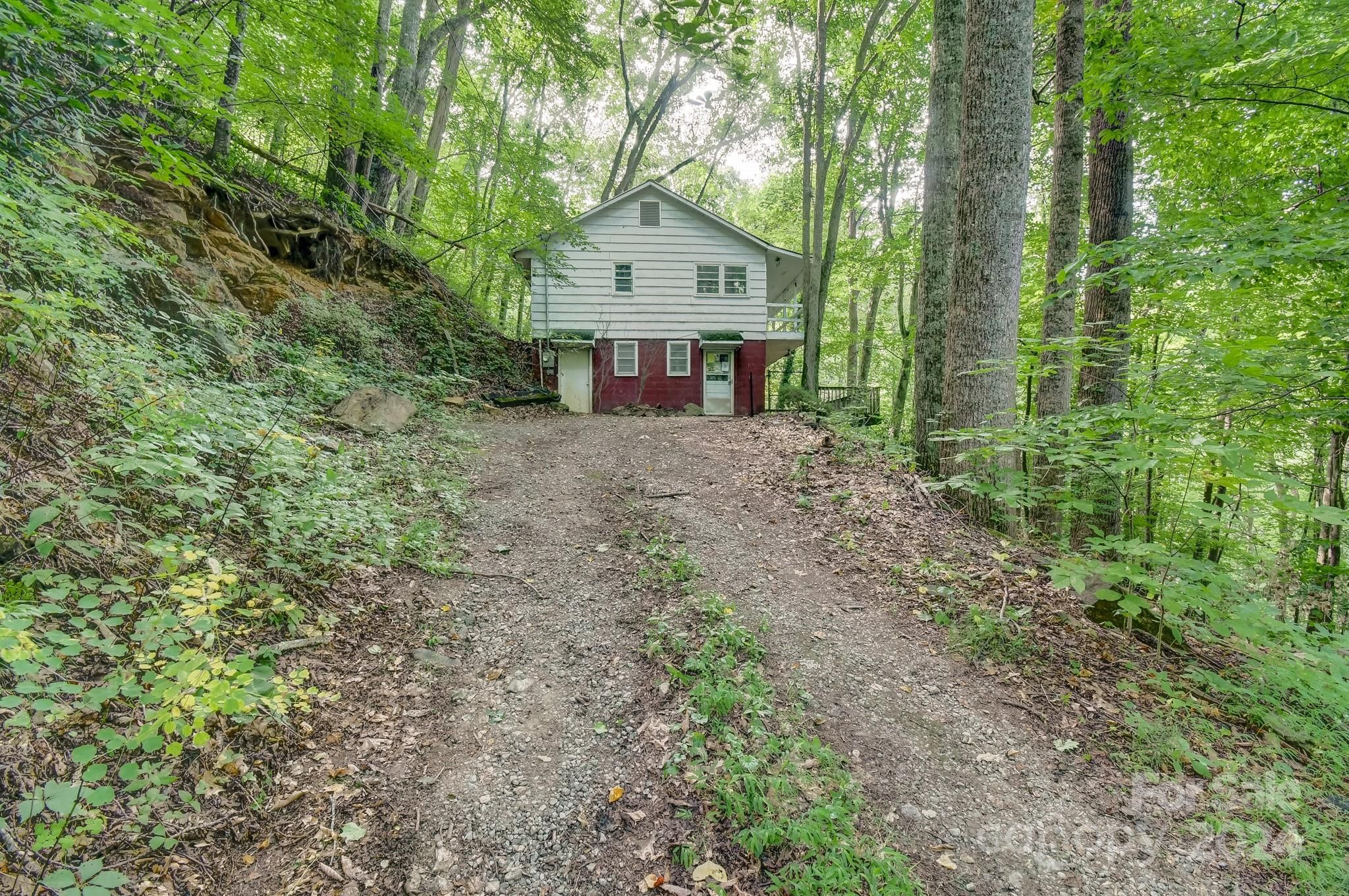 152 Dream Mountain Blvd, Canton, NC 28716 | MLS# 4177043 | Trulia