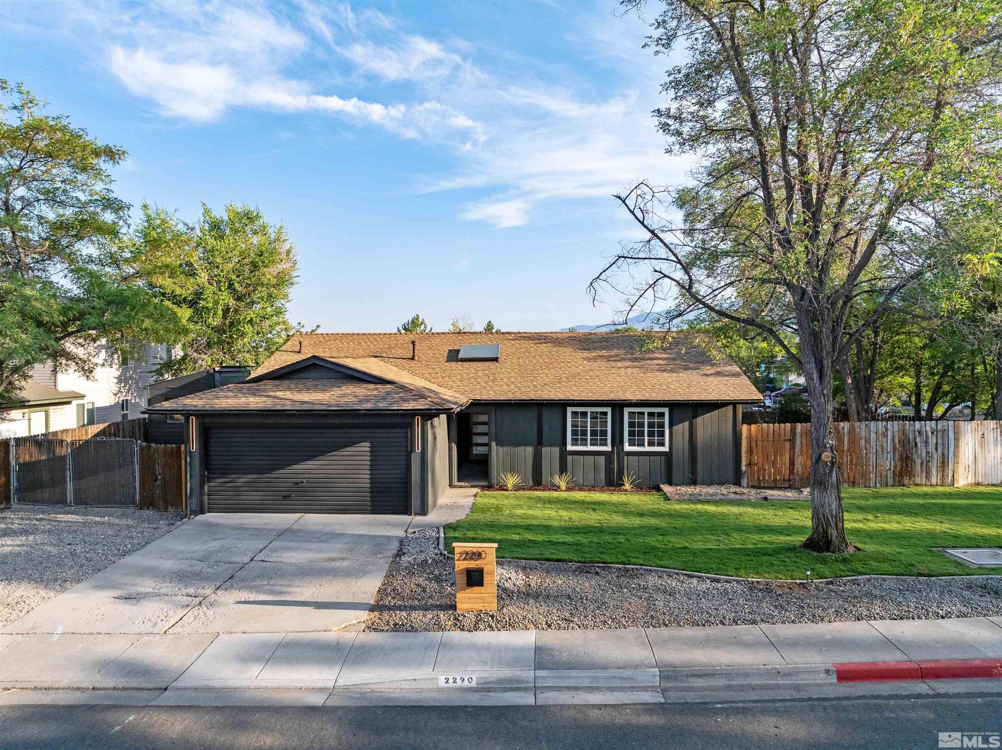 2290 King Edward Dr, Reno, NV 89503 - See Est. Value, Schools & More