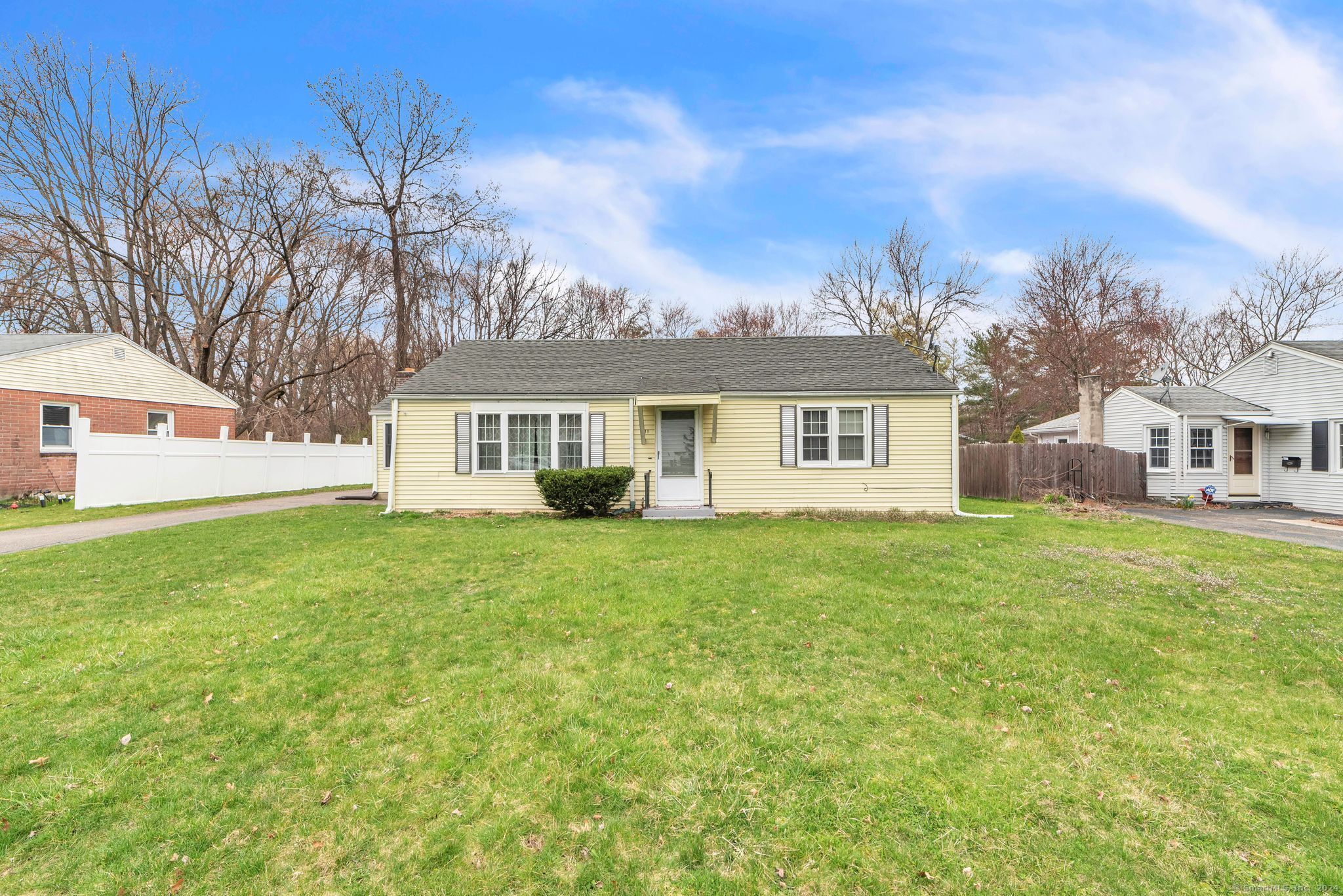 11 Nelson Drive, Bloomfield, CT 06002 - See Est. Value, Schools & More
