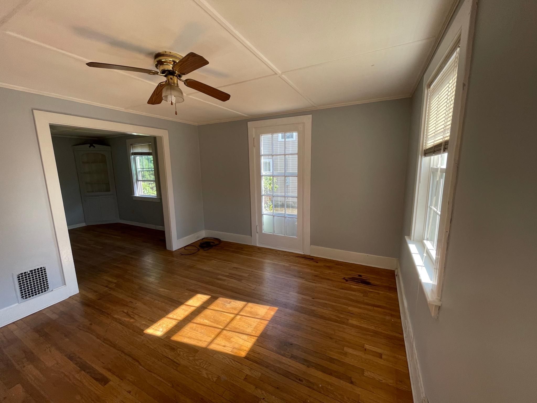 14 Cutler St, Groton, CT 06340 - See Est. Value, Schools & More