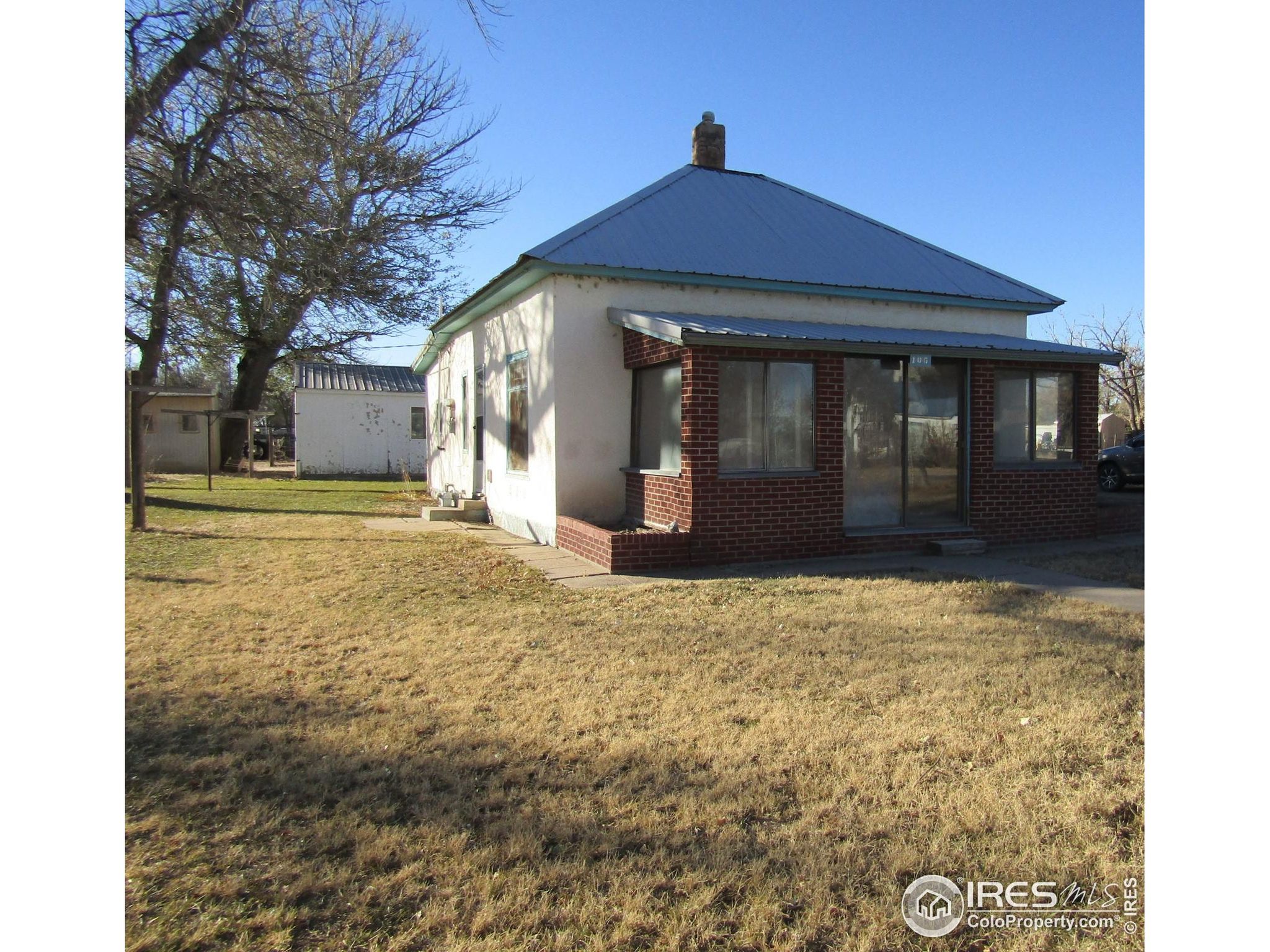 105 S Deuel St, Fort Morgan, CO 80701 - See Est. Value, Schools & More