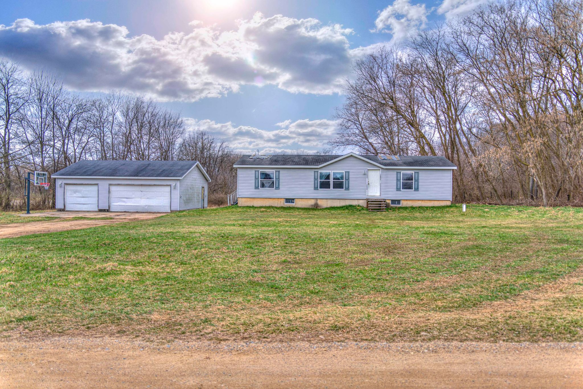 15215 Heaney Rd, Albion, MI 49224 - See Est. Value, Schools & More