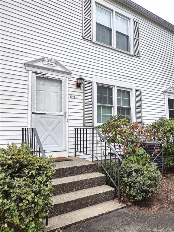 55 Mill Plain Rd #27-4, Danbury, CT 06810 - See Est. Value, Schools & More