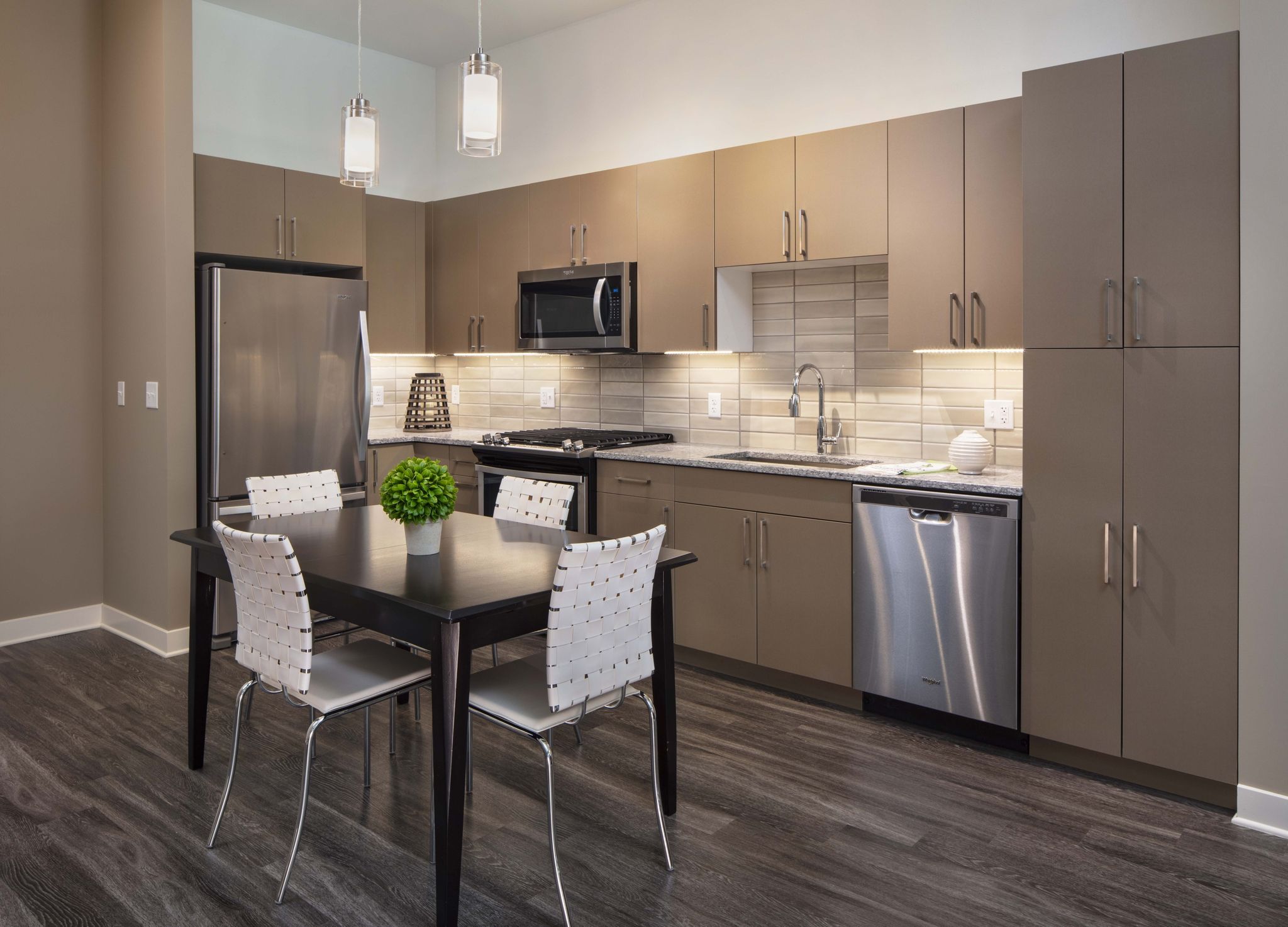 Elan Yorktown - Lombard, IL | Trulia