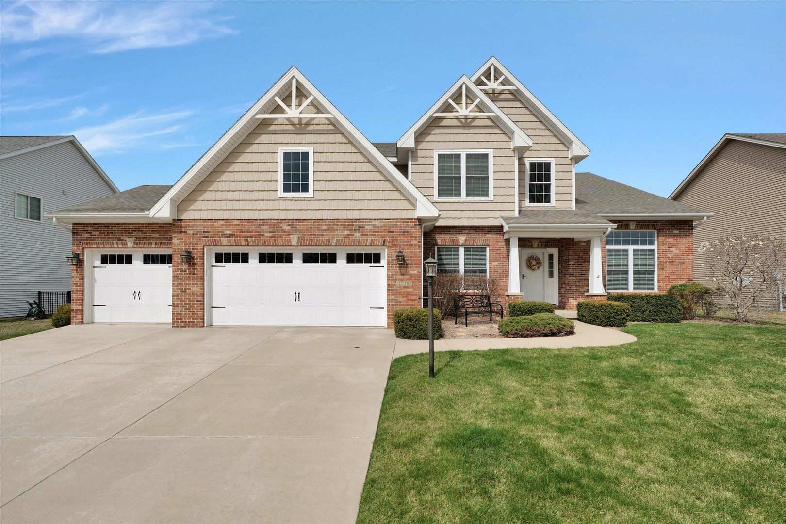1108 White Oak Rd, Mahomet, IL 61853 - See Est. Value, Schools & More