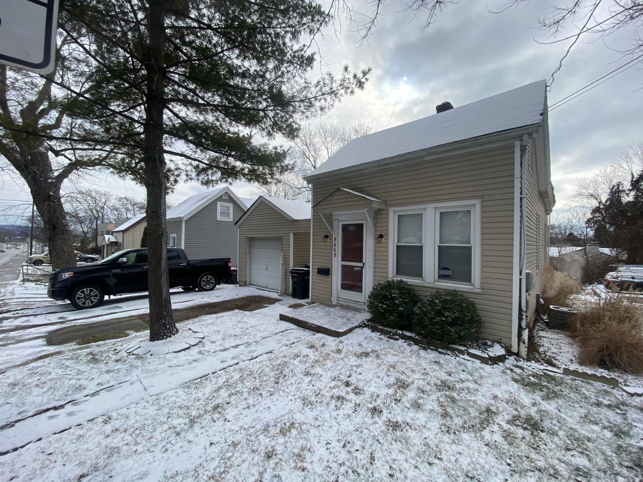 5009 Madison Rd, Cincinnati, OH 45227 - See Est. Value, Schools & More