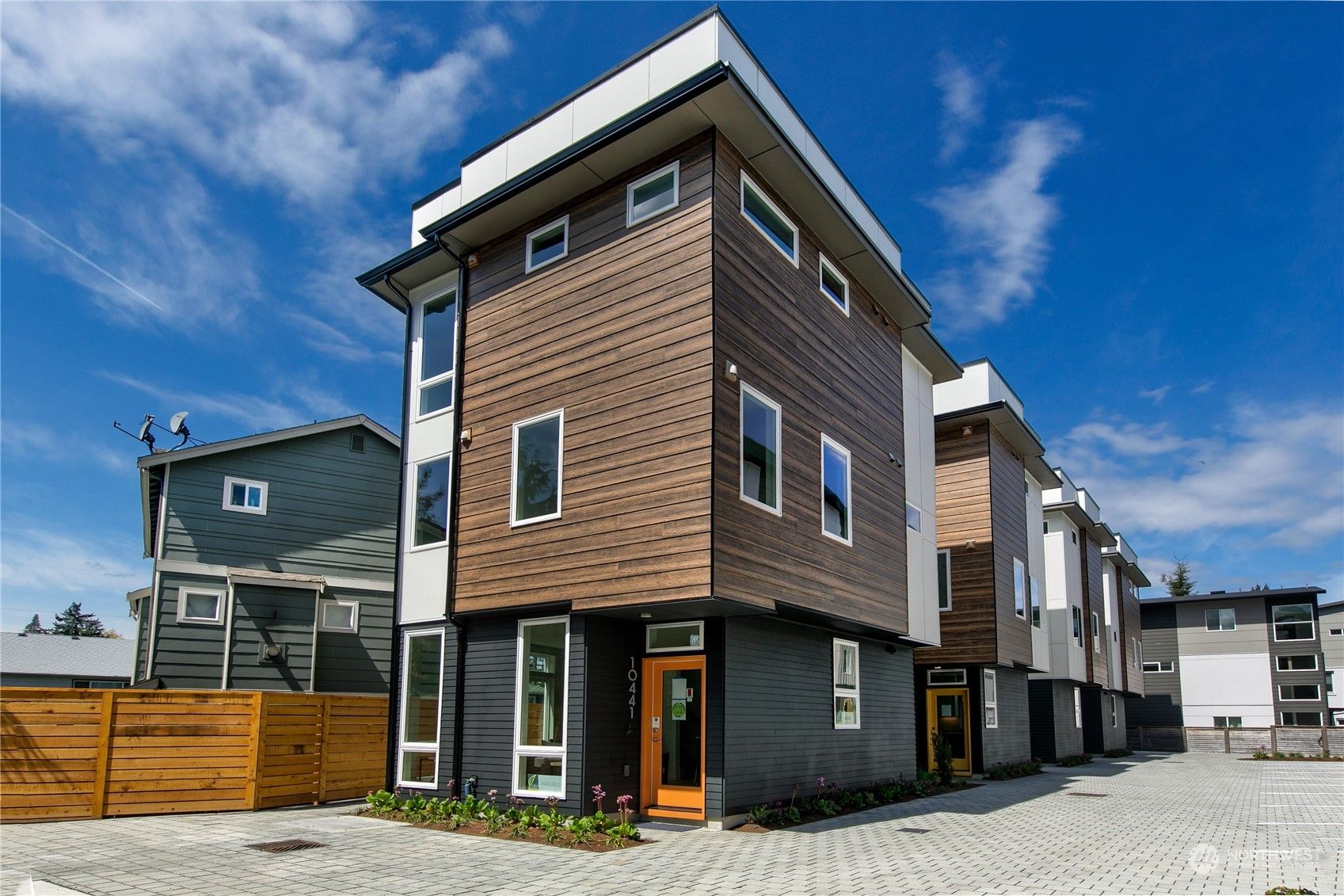 10443 Alderbrook Place NW, Seattle, WA 98177 - See Est. Value, Schools ...