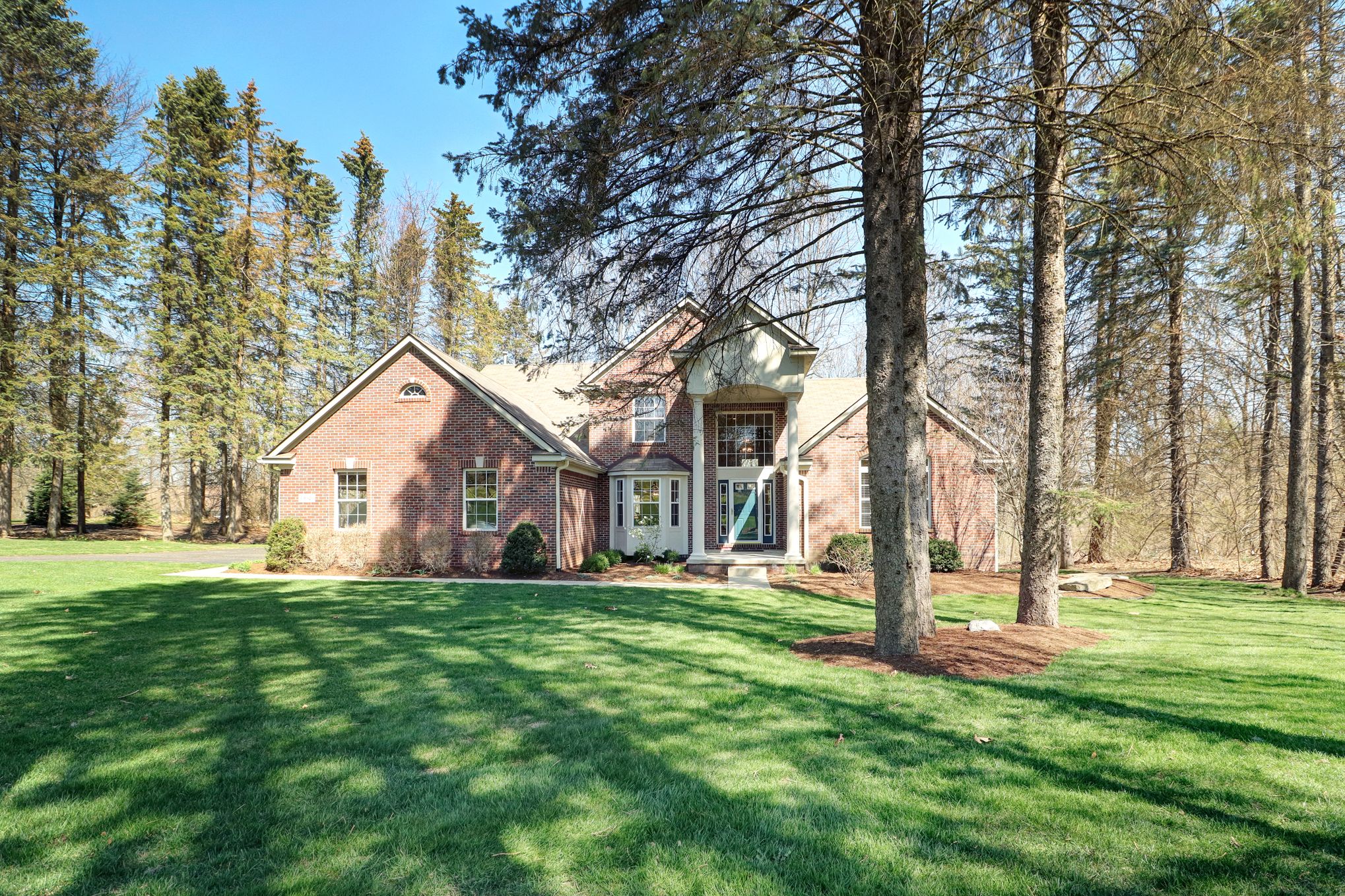 13626 E Quail Hollow Ct, Chelsea, MI 48118 - See Est. Value, Schools & More