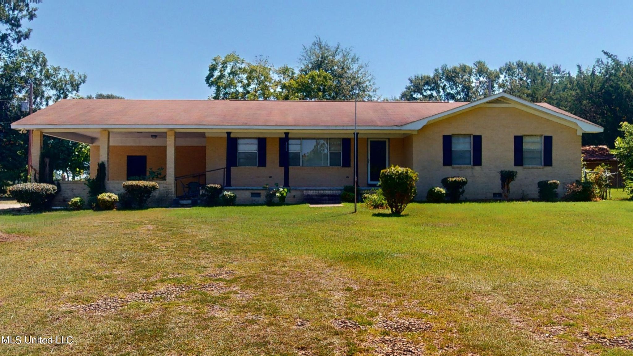 107 Main St, State Line, MS 39362 - See Est. Value, Schools & More