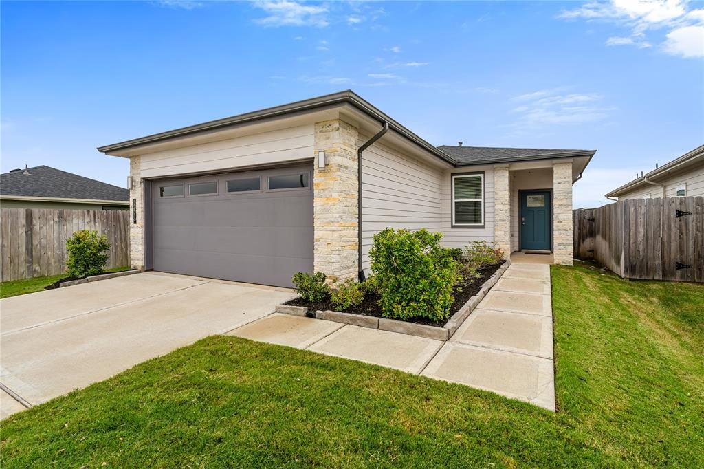 12519 Fleet River Rd, Houston, TX 77047 - See Est. Value, Schools & More