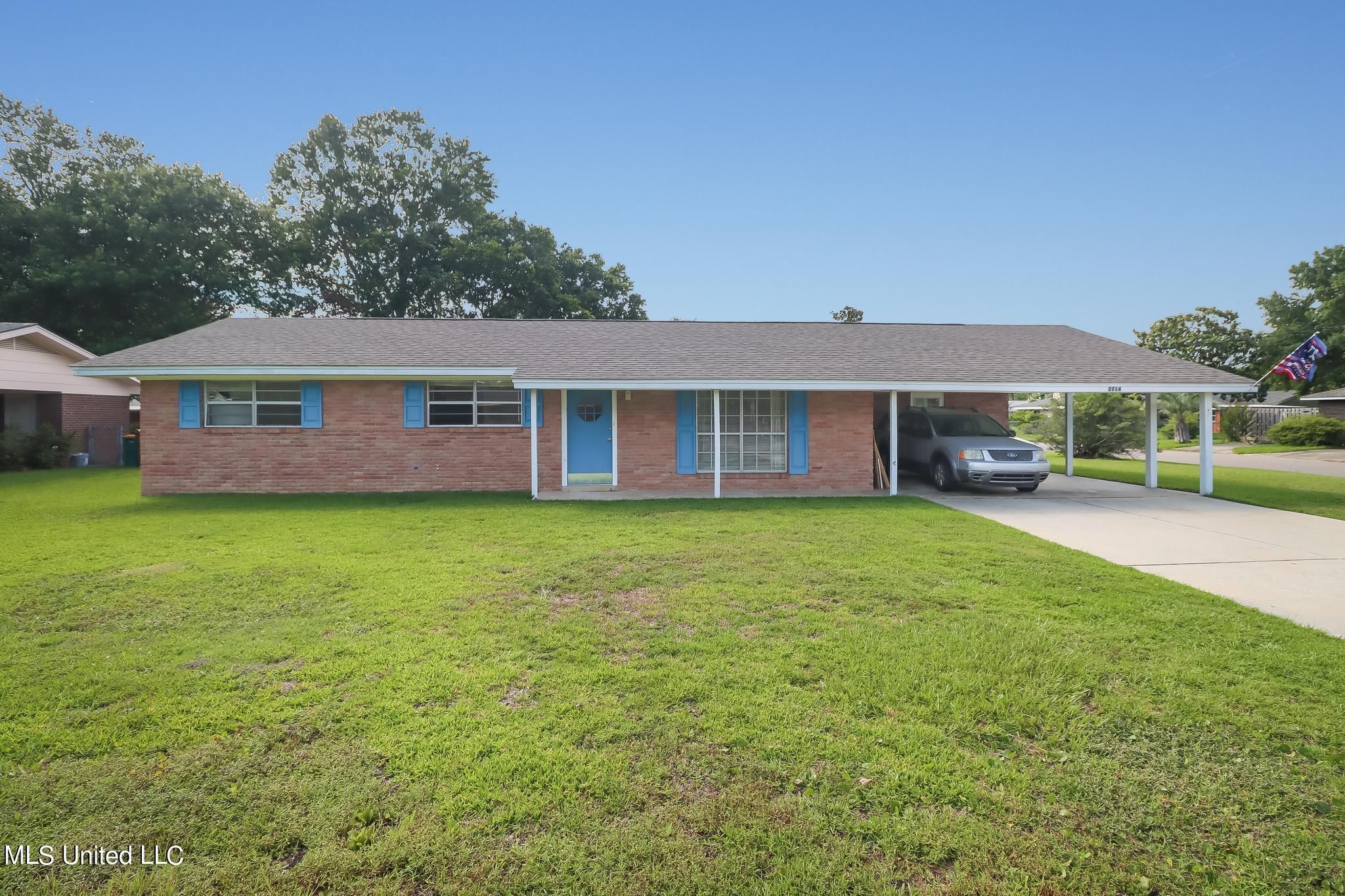 2214 Popps Ferry Rd, Biloxi, MS 39532 - See Est. Value, Schools & More