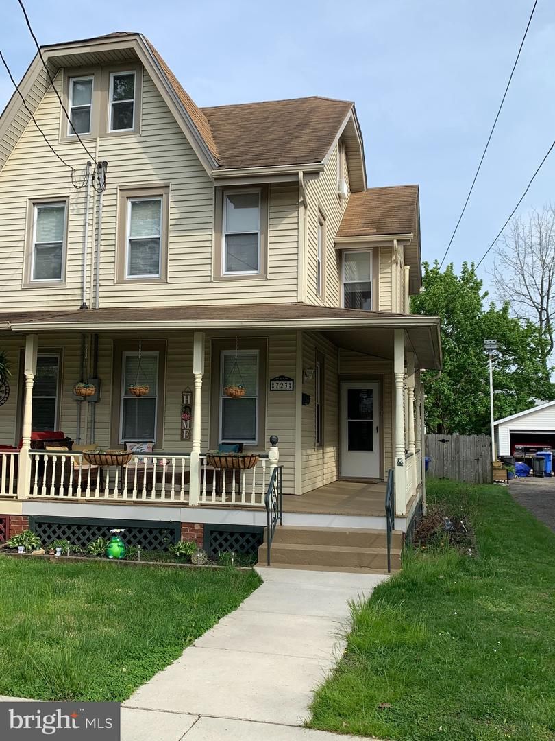 723 Chestnut St, Delanco, NJ 08075 - See Est. Value, Schools & More