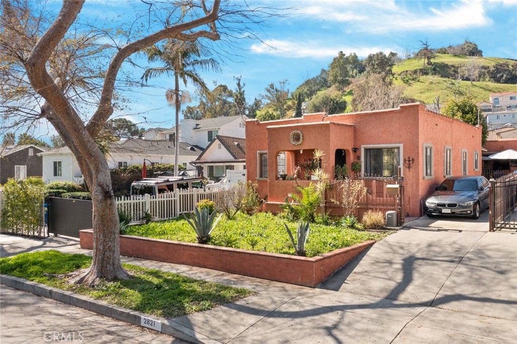 2821 Vaquero Ave, Los Angeles, CA 90032 - See Est. Value, Schools & More