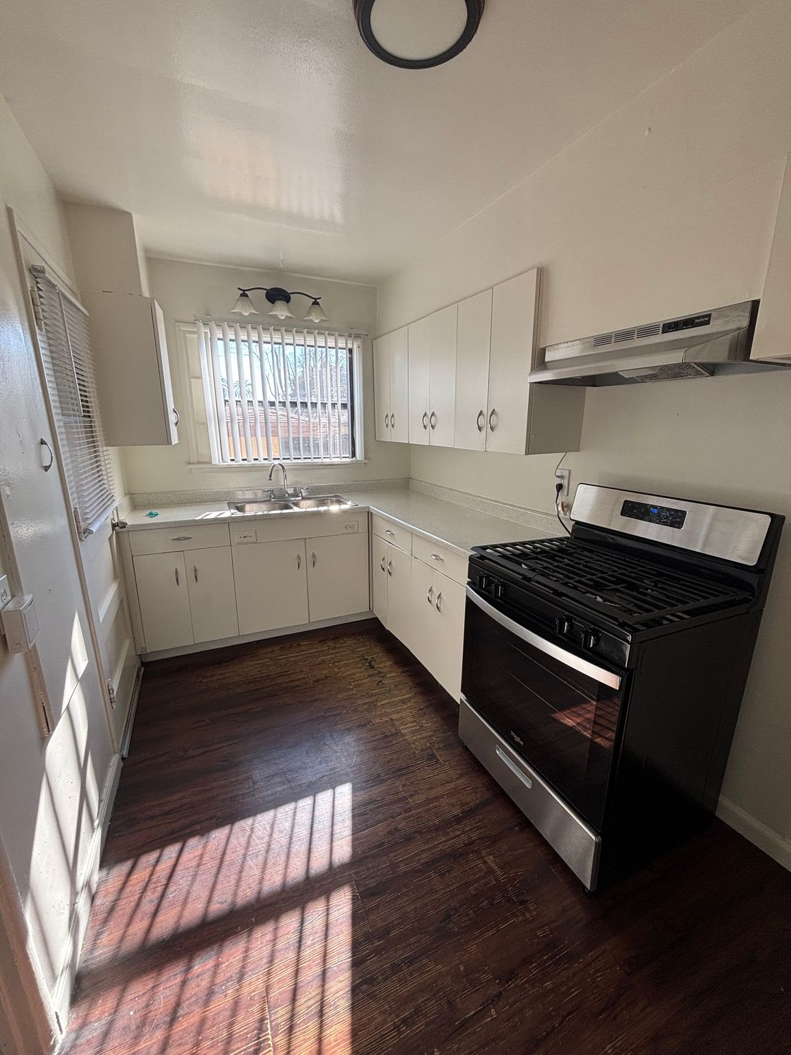 559 W Flora St #14, Ontario, CA 91762 - See Est. Value, Schools & More