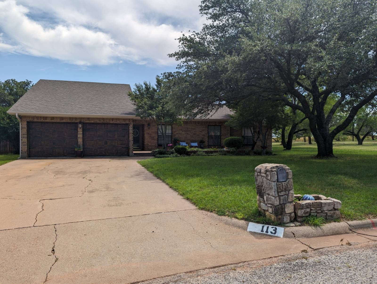 113 Woodland Dr, Olney, TX 76374 | MLS# 11278323 | Trulia