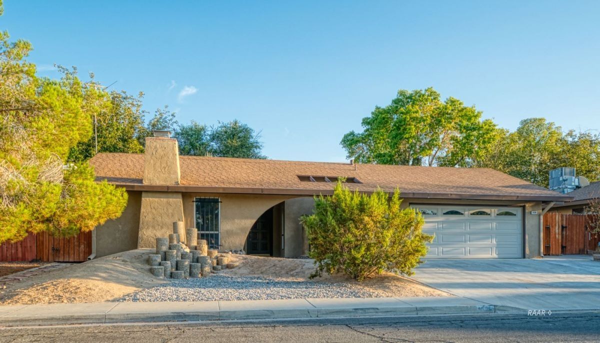 1029 Mary Ann Ave, Ridgecrest, CA 93555 - See Est. Value, Schools & More