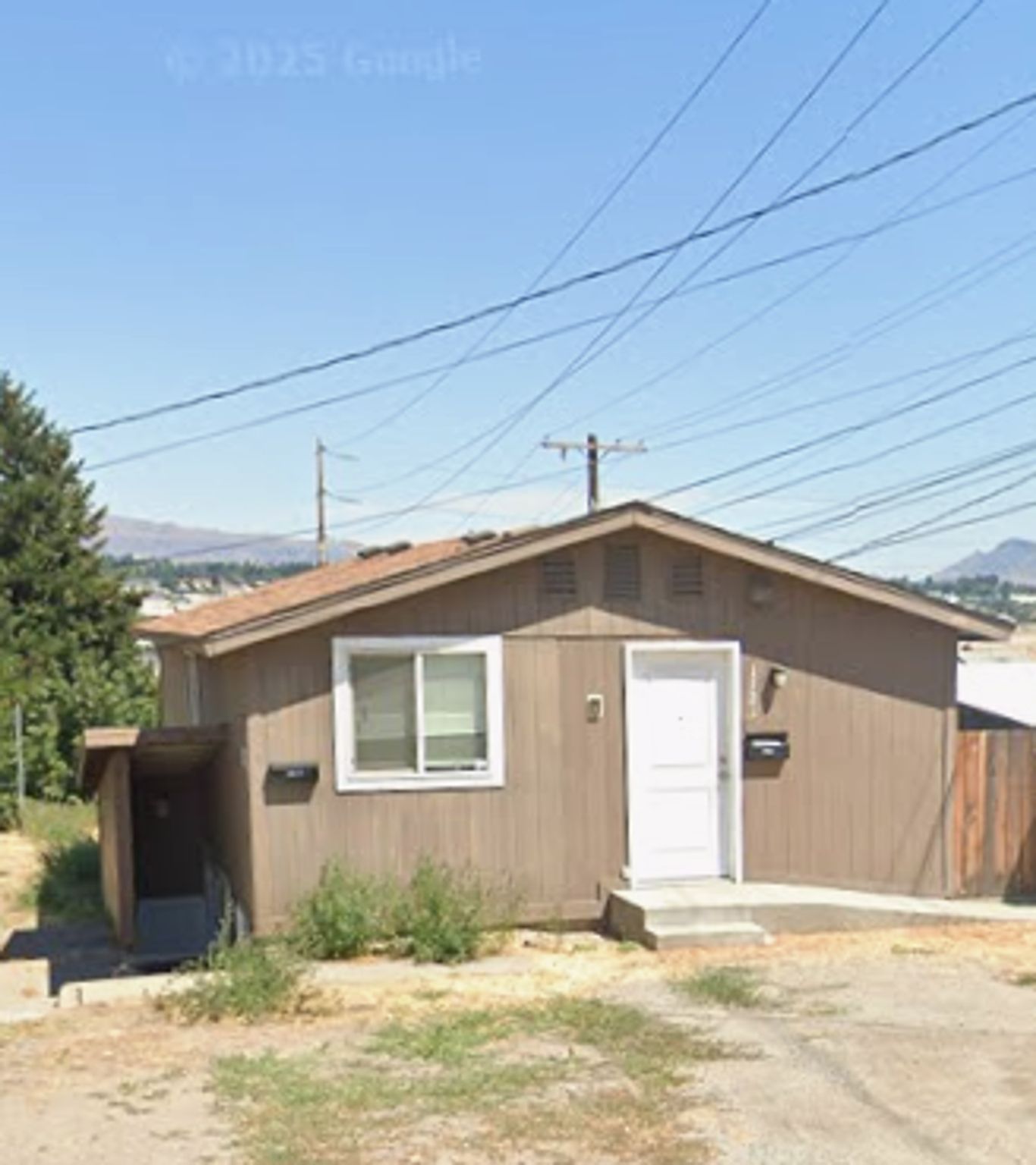 1121 Monitor Ave. Duplex - Wenatchee, WA - Trulia | Trulia
