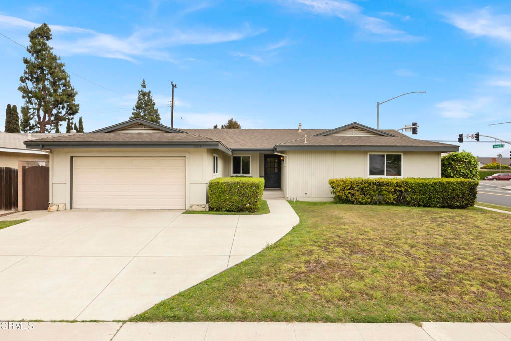 1264 Palmer Ave, Camarillo, CA 93010 - See Est. Value, Schools & More