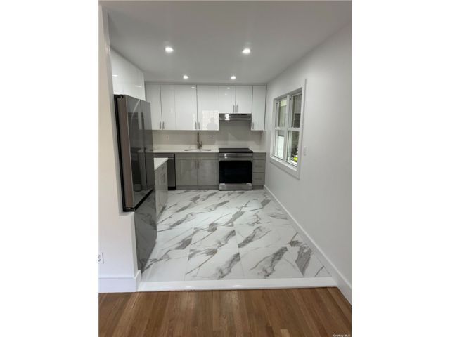 214-01 Waters Edge Dr #2, Bayside, NY 11359 - See Est. Value, Schools ...