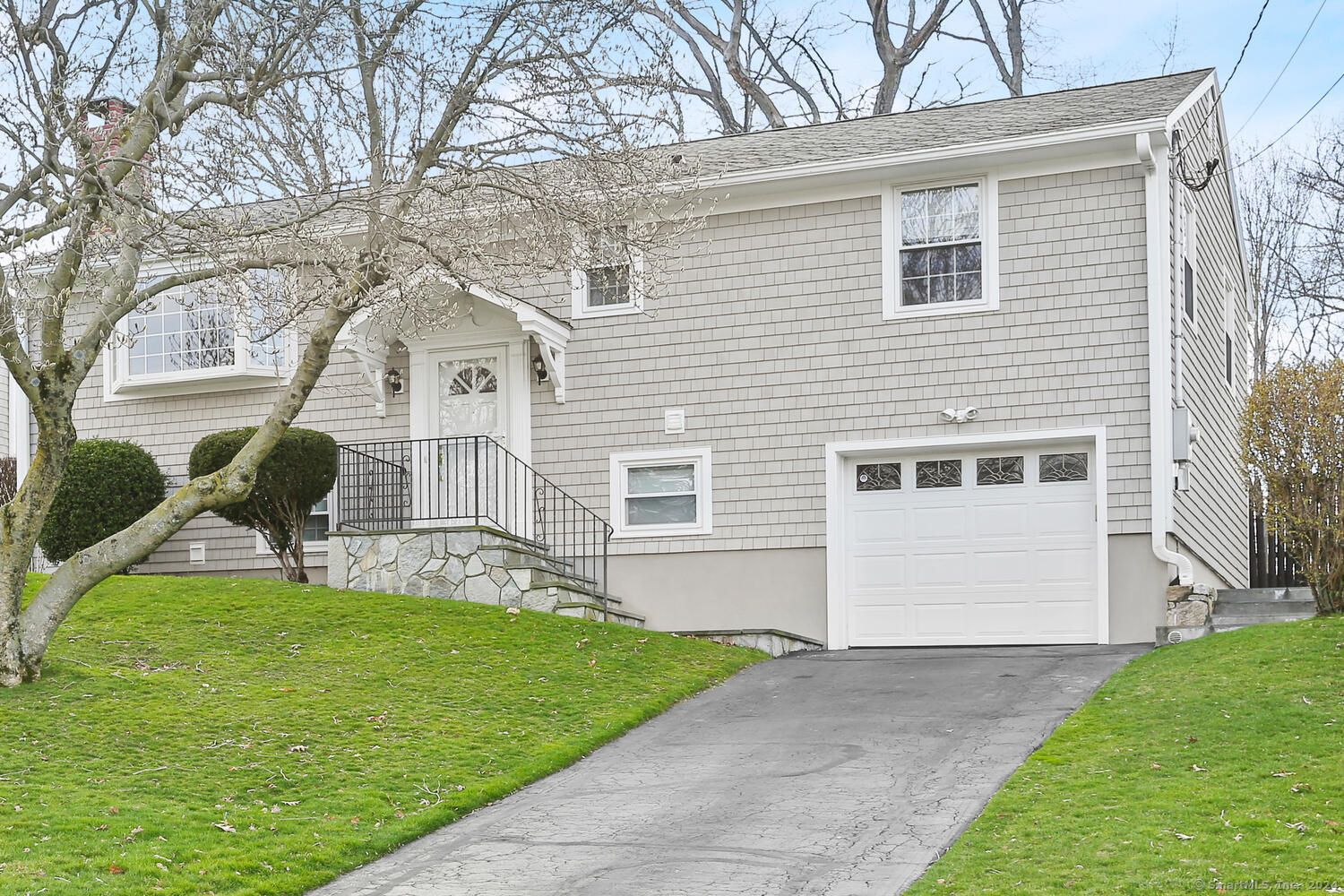 67 Valley View Court, Norwalk, CT 06851 - See Est. Value, Schools & More