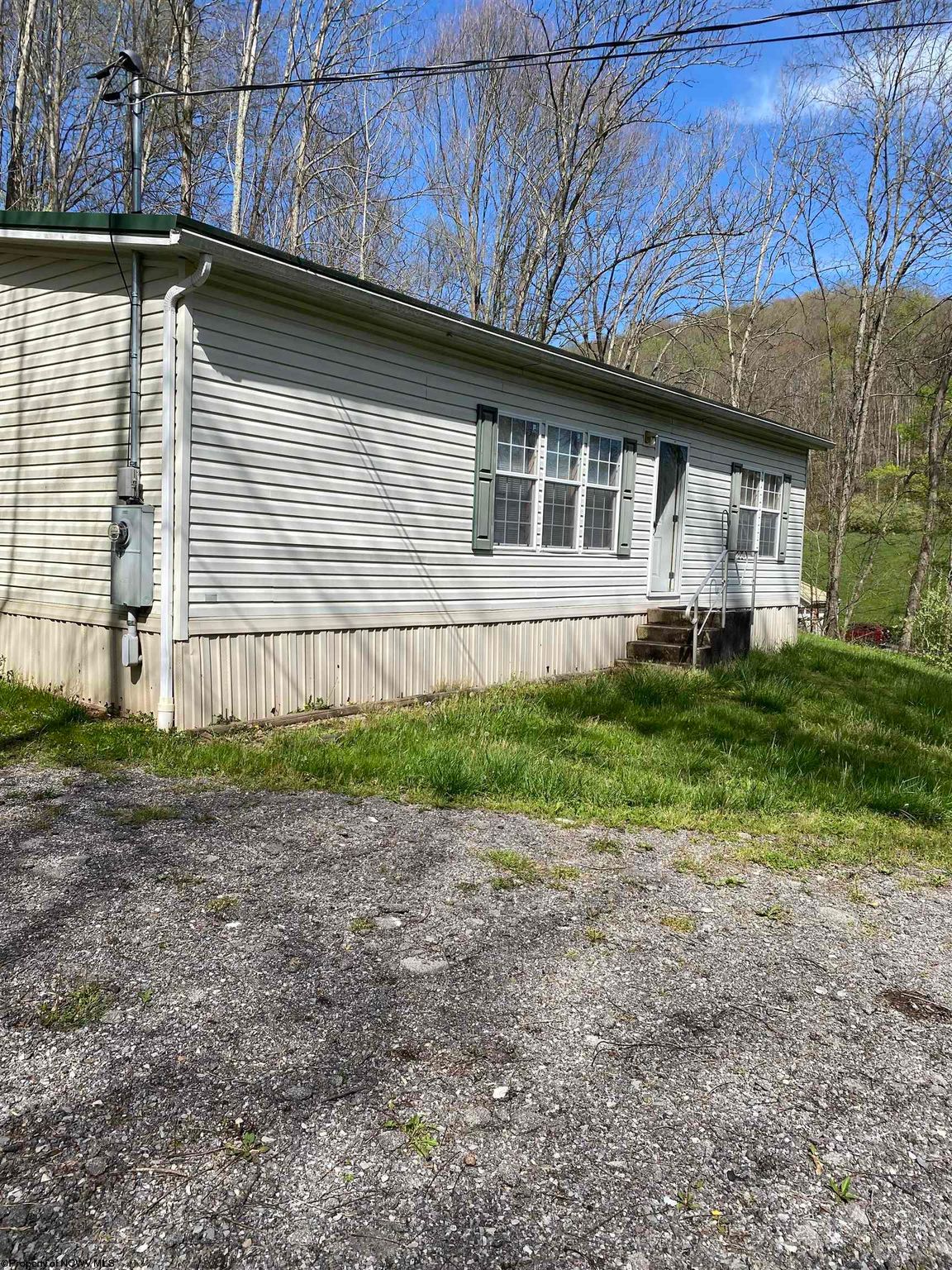 1570 Jennings Run Rd, Weston, WV 26452 - See Est. Value, Schools & More
