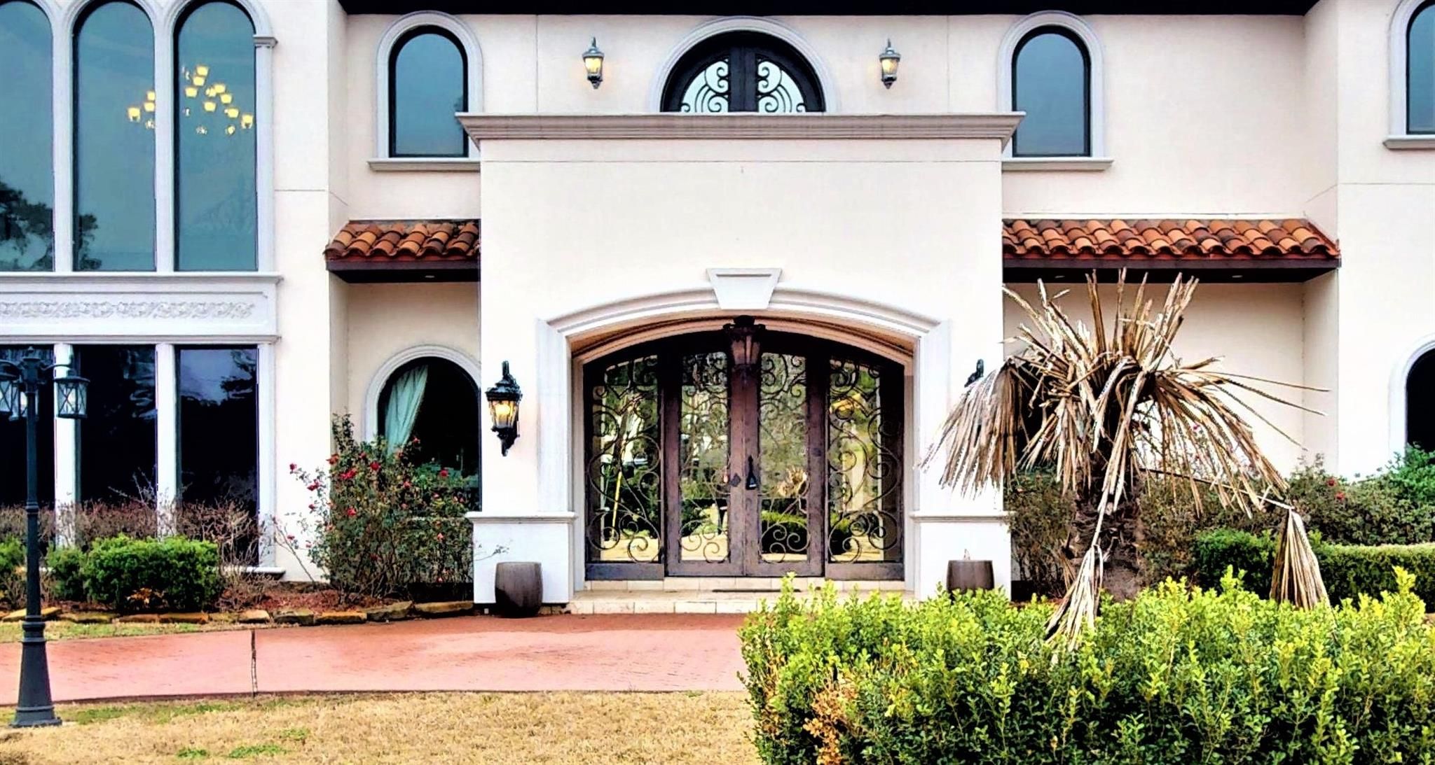 11103 Memorial Dr, Houston, TX 77024 | MLS# 32080609 | Trulia