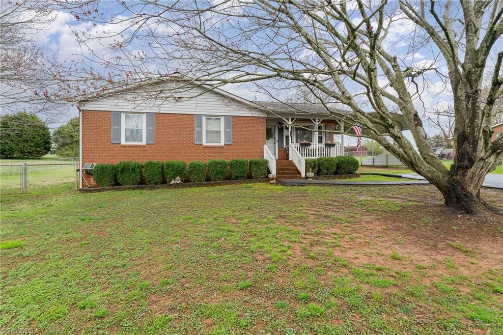 203 Lowell St, Lexington, NC 27295 | Trulia