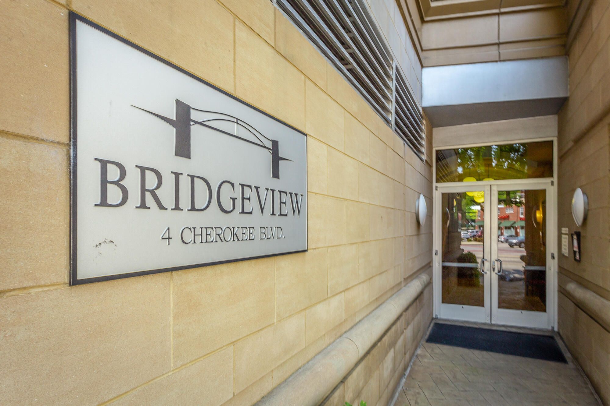 4 Cherokee Blvd #221, Chattanooga, TN 37405 - See Est. Value, Schools ...