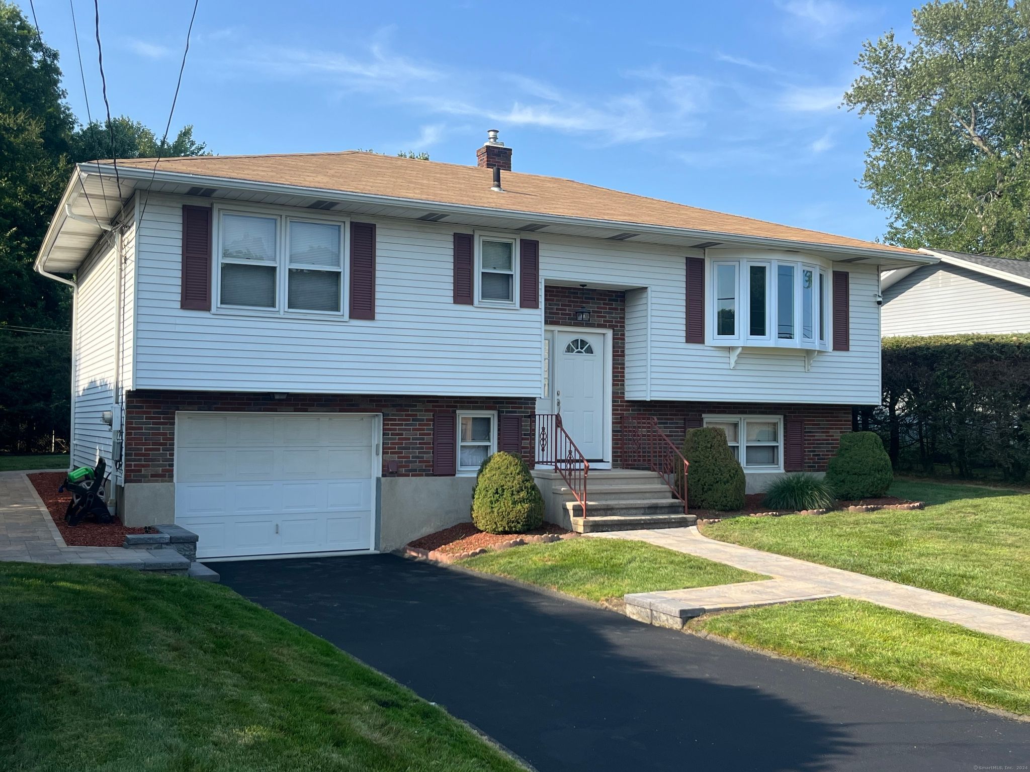 42 Partridge Drive, Waterbury, CT 06708 - See Est. Value, Schools & More