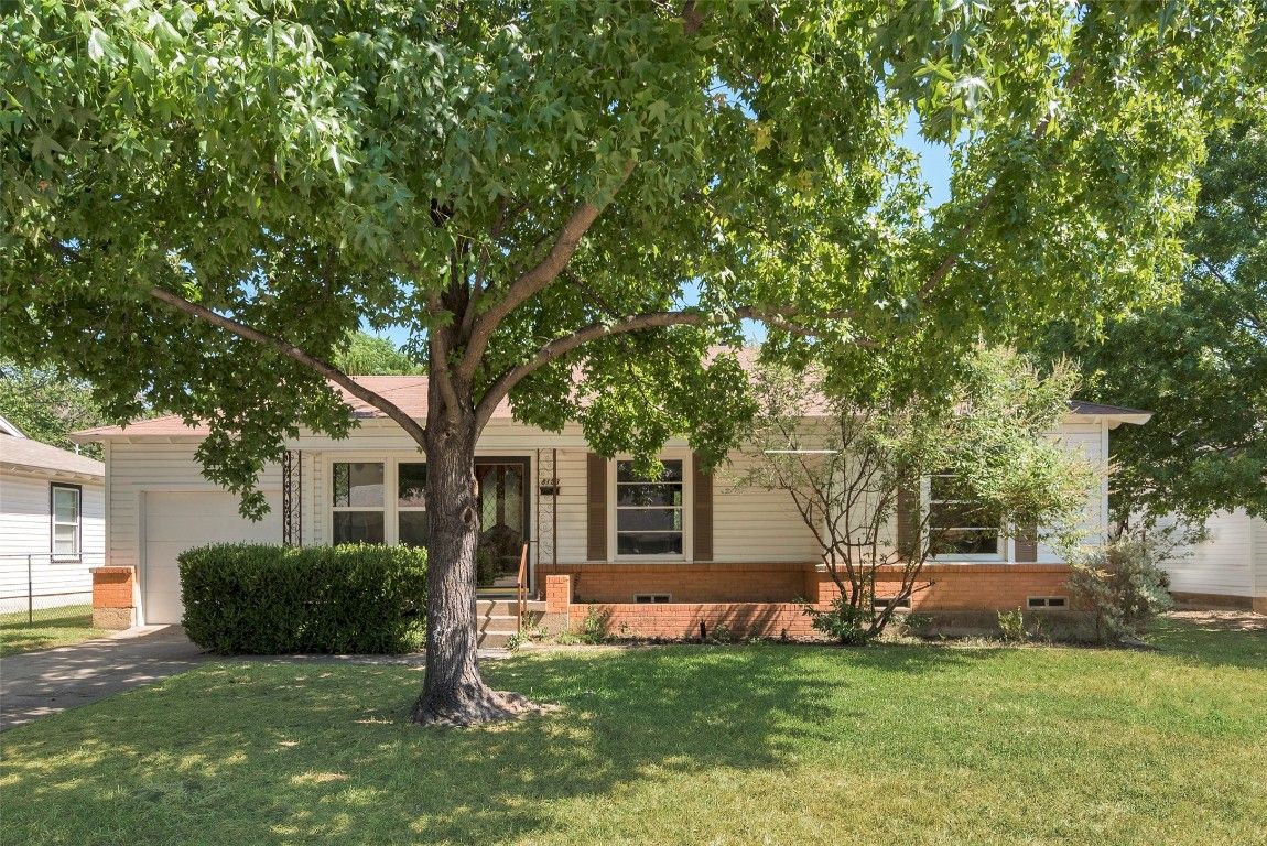 8153 Jennie Lee Ln, Dallas, TX 75227 - See Est. Value, Schools & More