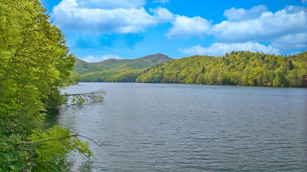 292 Nantahala Shrs, Topton, NC 28781 | Trulia