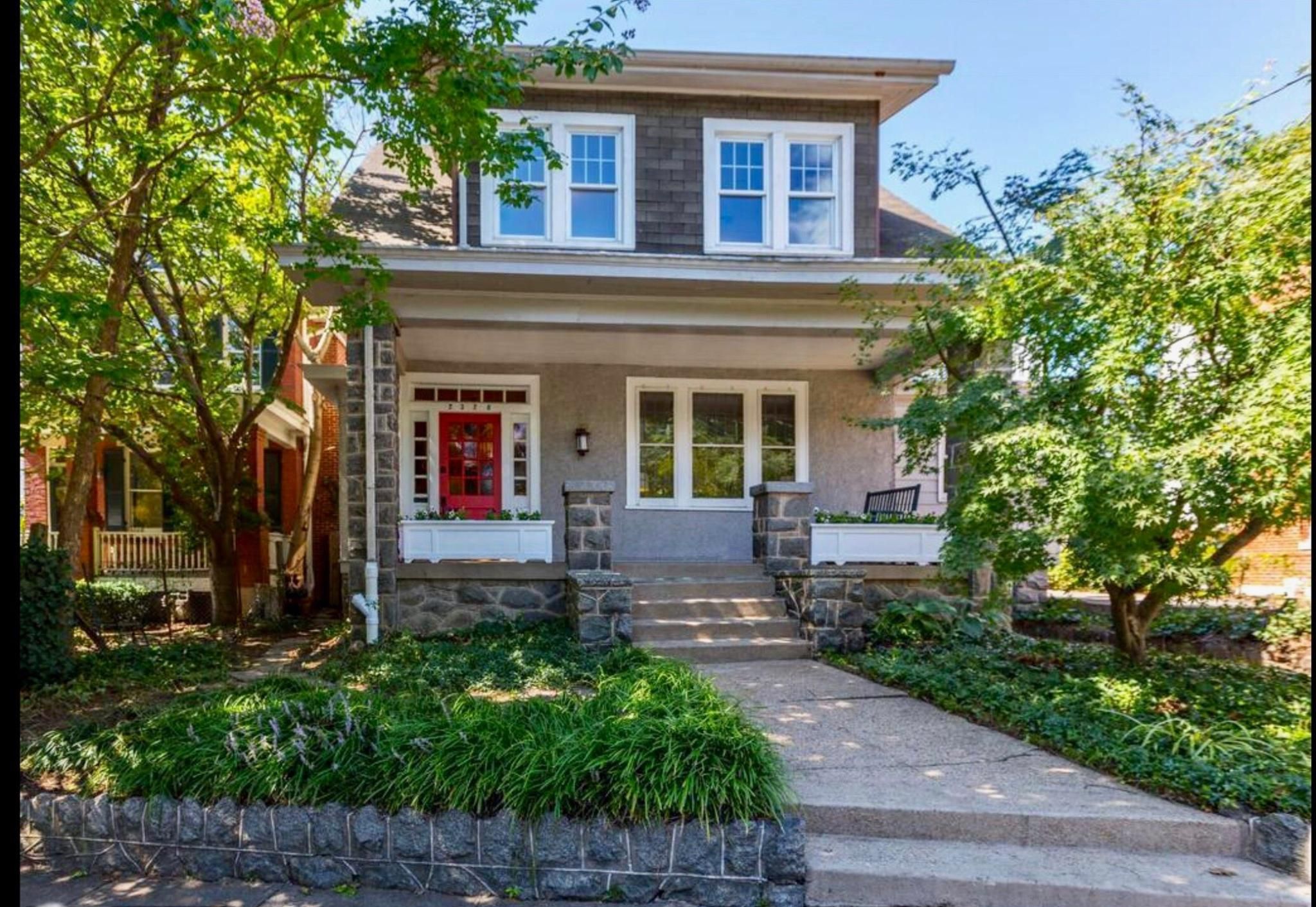 2328 37th St NW, Washington, DC 20007 - See Est. Value, Schools & More