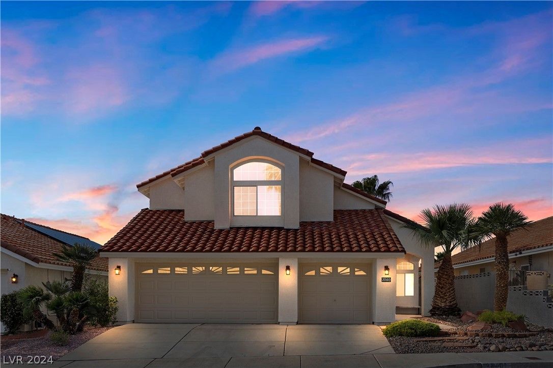 2040 Summit Pointe Dr, Las Vegas, NV 89117 - See Est. Value, Schools & More
