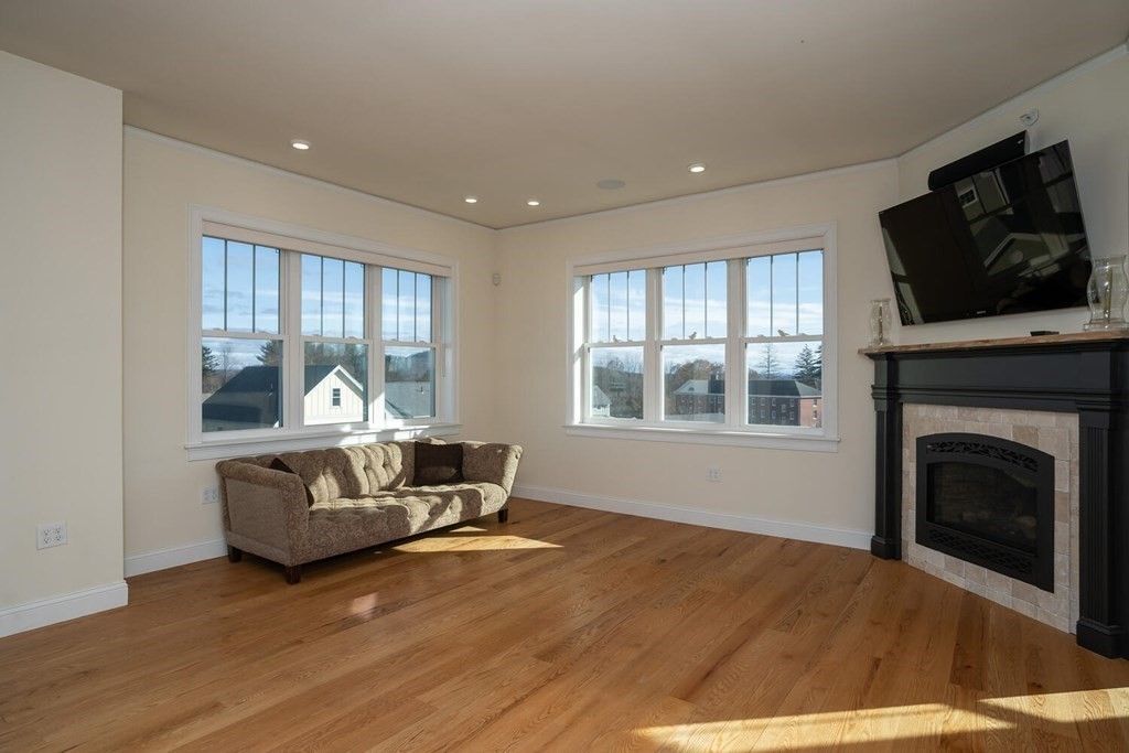 73 Village Hill Rd #3S, Northampton, MA 01060 - See Est. Value, Schools ...