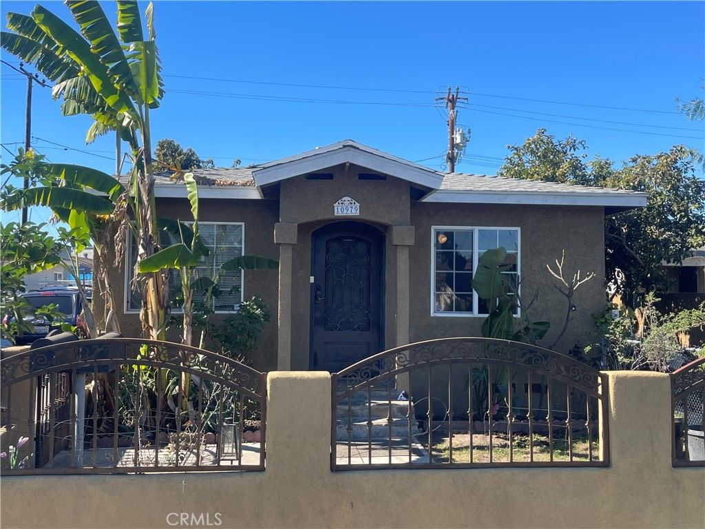 10979 Cassina Ave #A, South Gate, CA 90280 | MLS# TR26020492 - Trulia ...