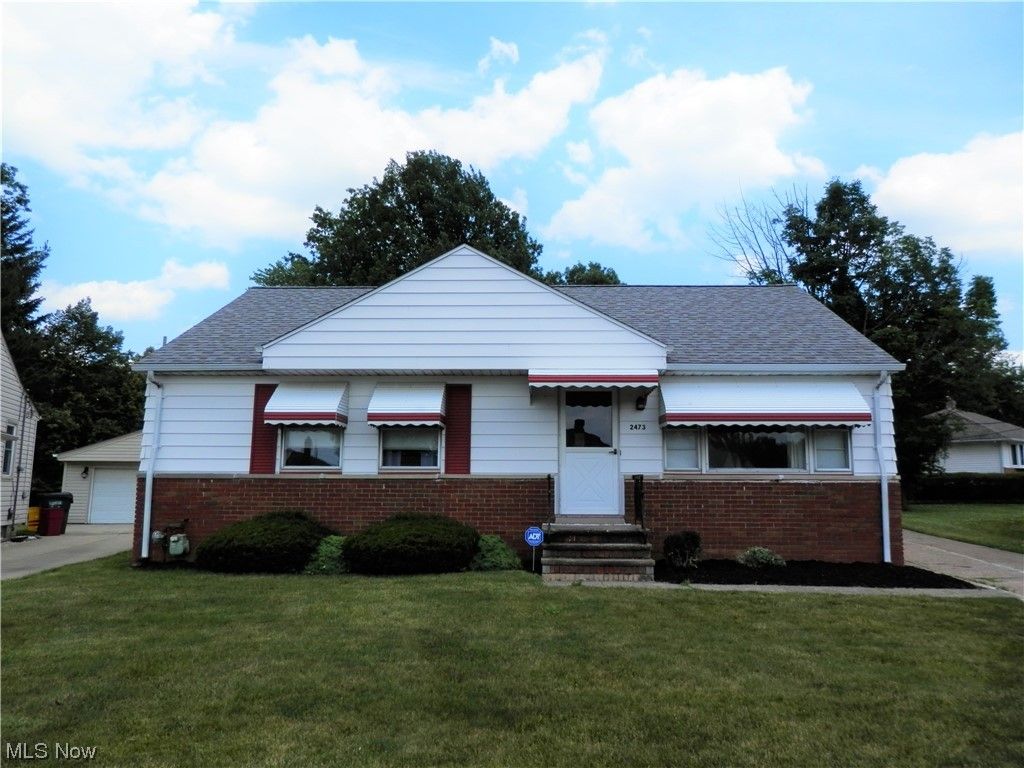 2473 Larchmont Dr, Wickliffe, OH 44092 - See Est. Value, Schools & More